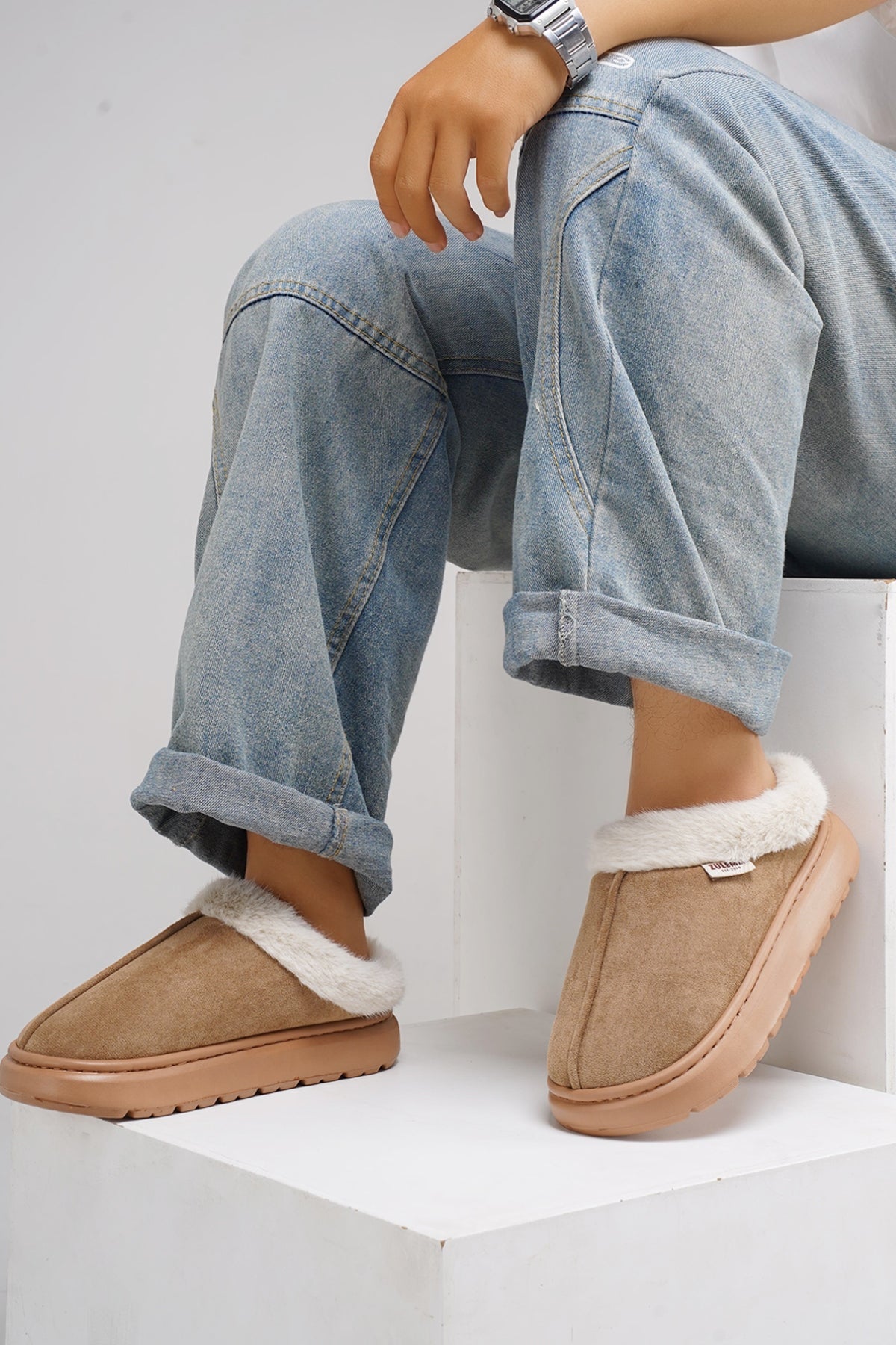 Furry Round Toe Platform Slippers – DST Fulfillment